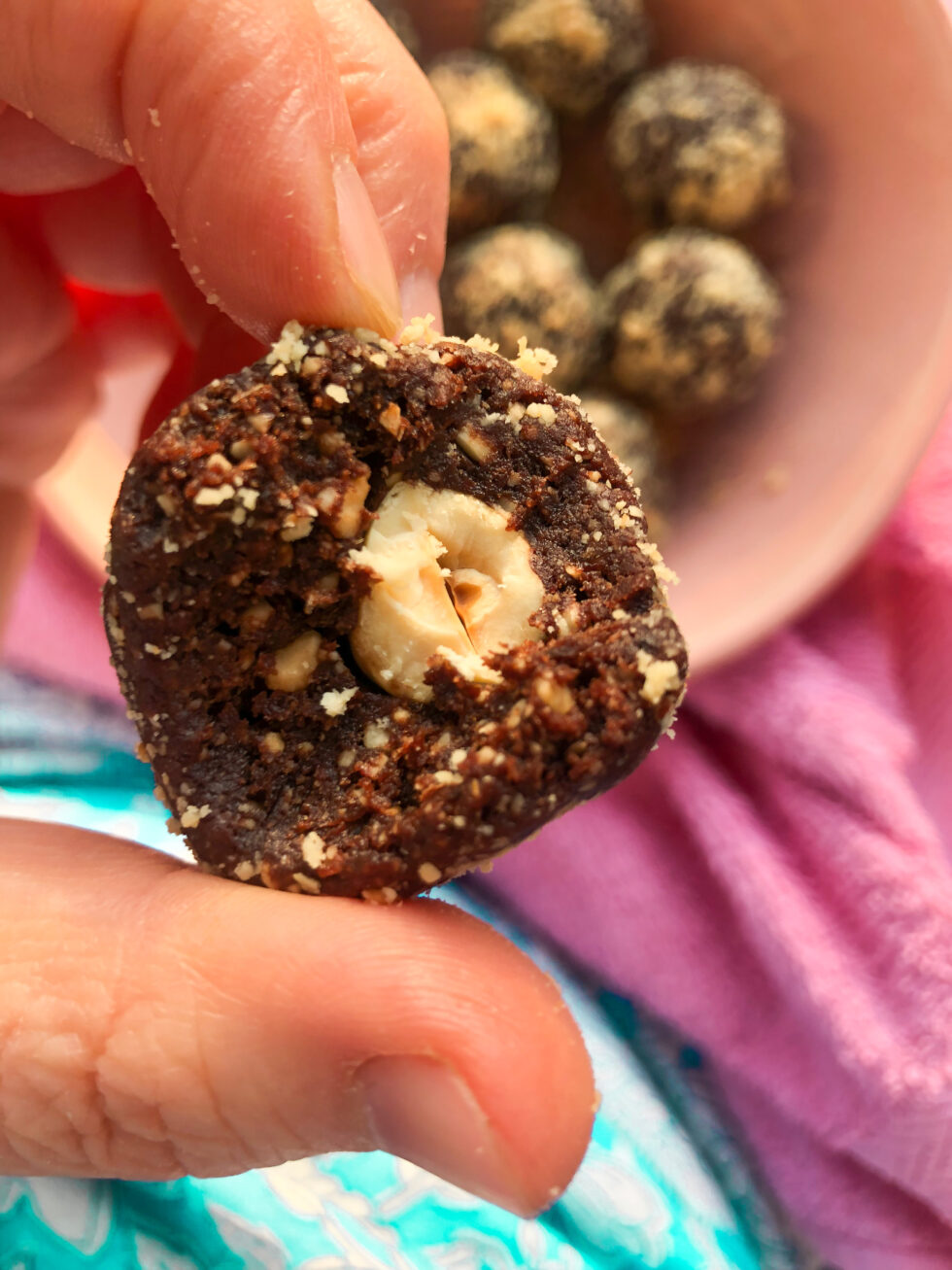 Vegane Ferrero Rocher - rohköstlich, zuckerfrei & lecker - Vegan & Frei